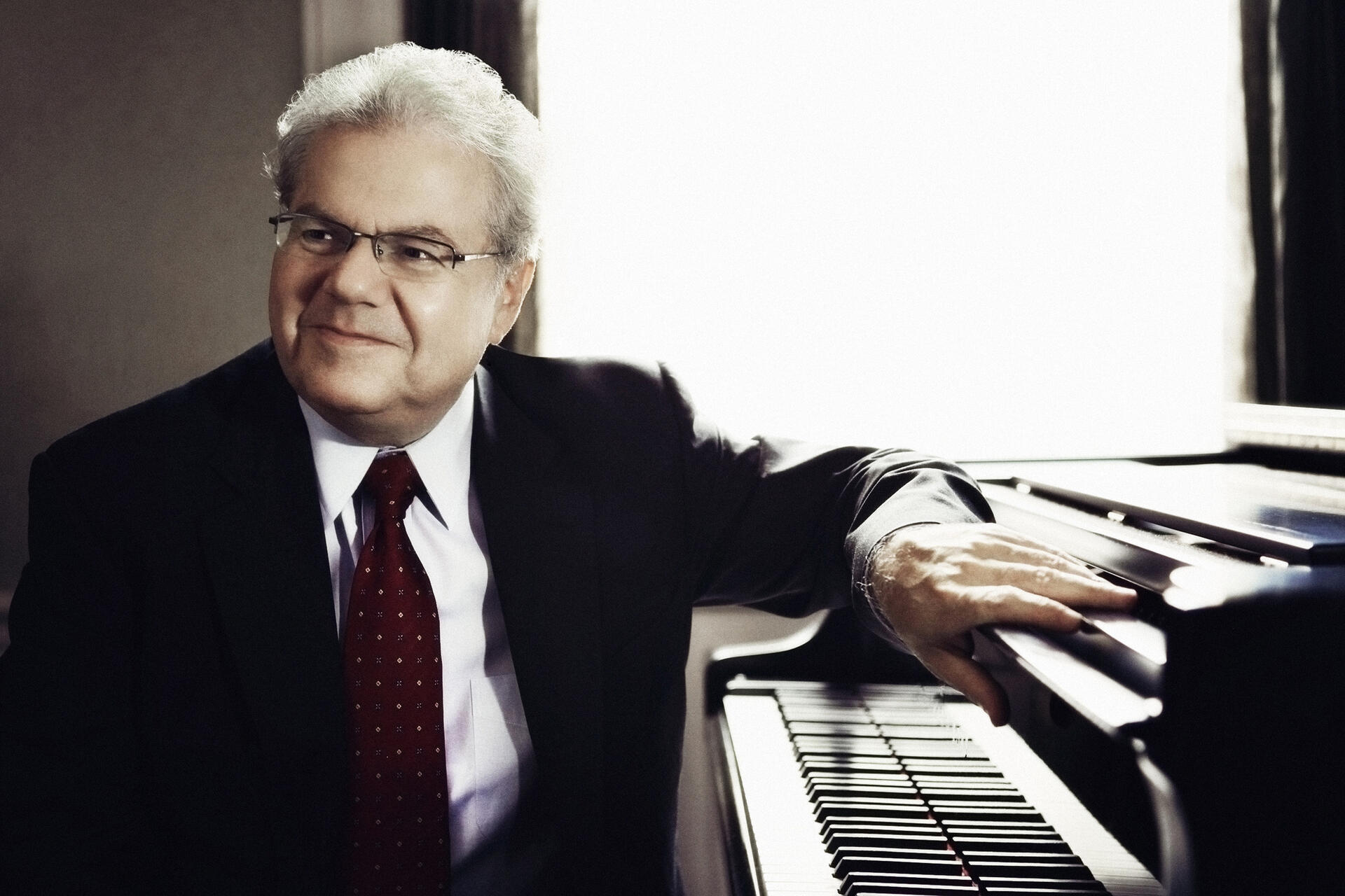 GRAMMY® Award-Winning Pianist Emanuel Ax Performs at UNLV April 20 | UNLV