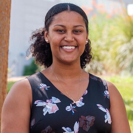 Amie Callaway | People | UNLV