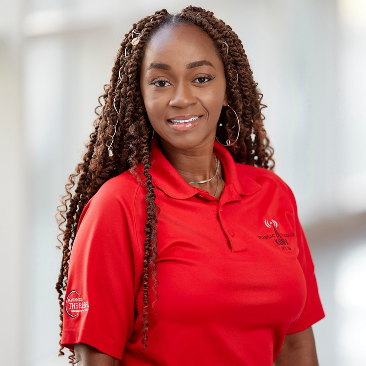 Kelly Webb | People | UNLV